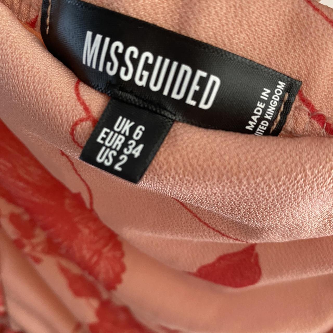 Missguided mini skirt, - Ruffled bottom - Size 6 - Depop