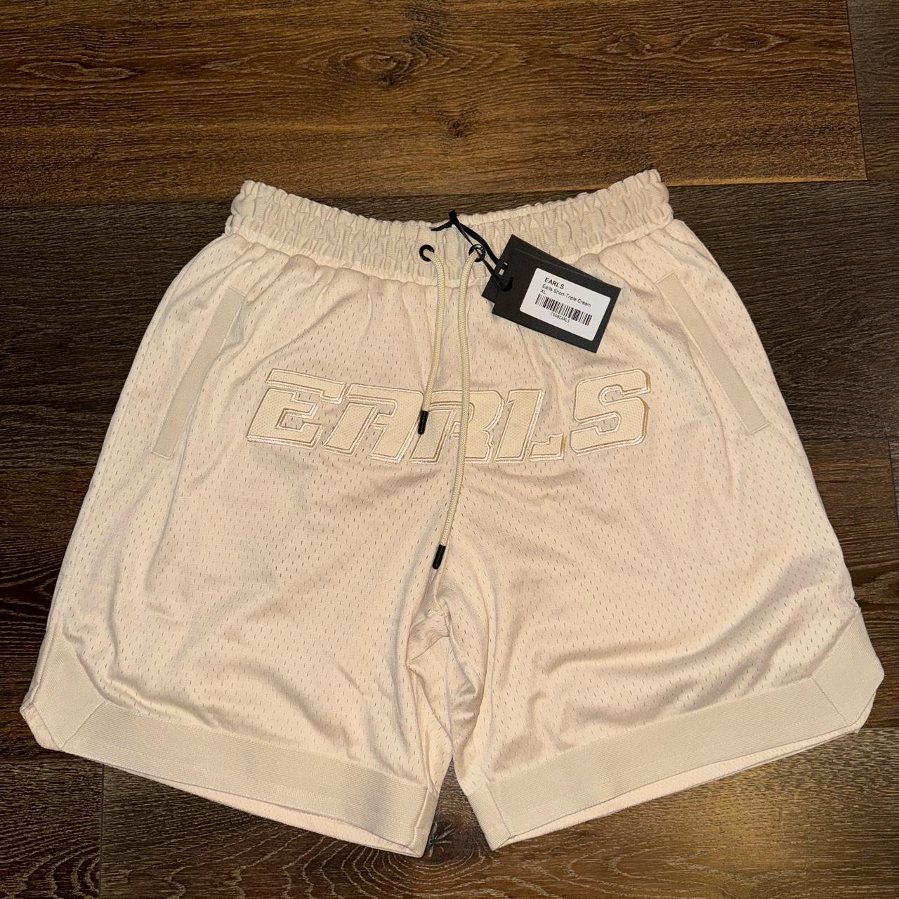 Earls Collection shorts XL - Depop