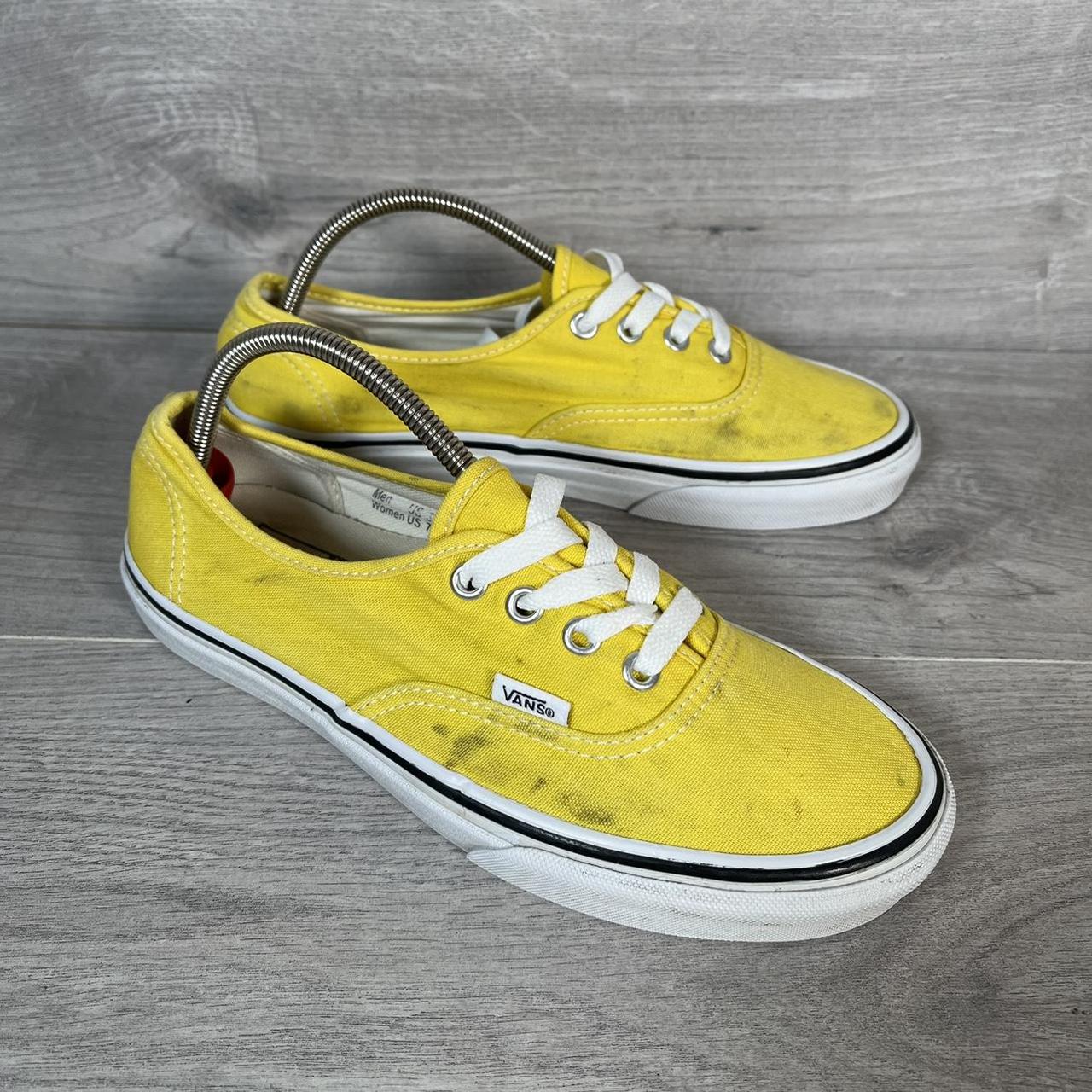Vans Trainers Men s Yellow UK Size 4.5 Off The Wall