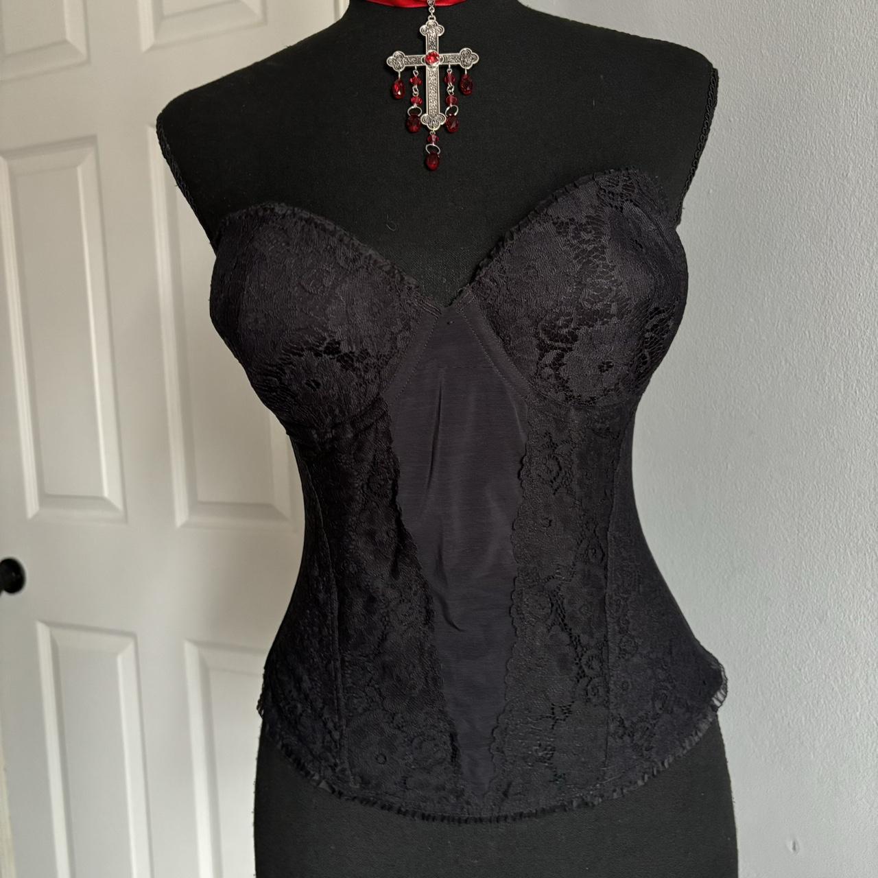 Corset Top True to size 36B can fit a 36C - Depop