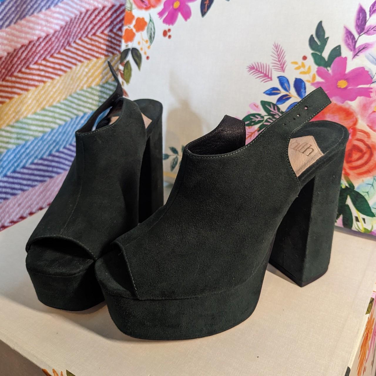 Faith brand 6 inch platform heels forest green... - Depop