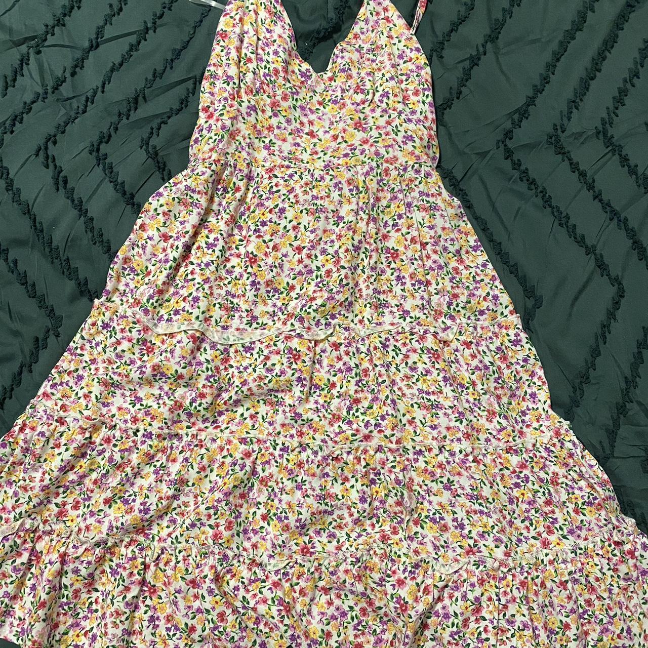 Floral mini sundress Only worn once - Depop