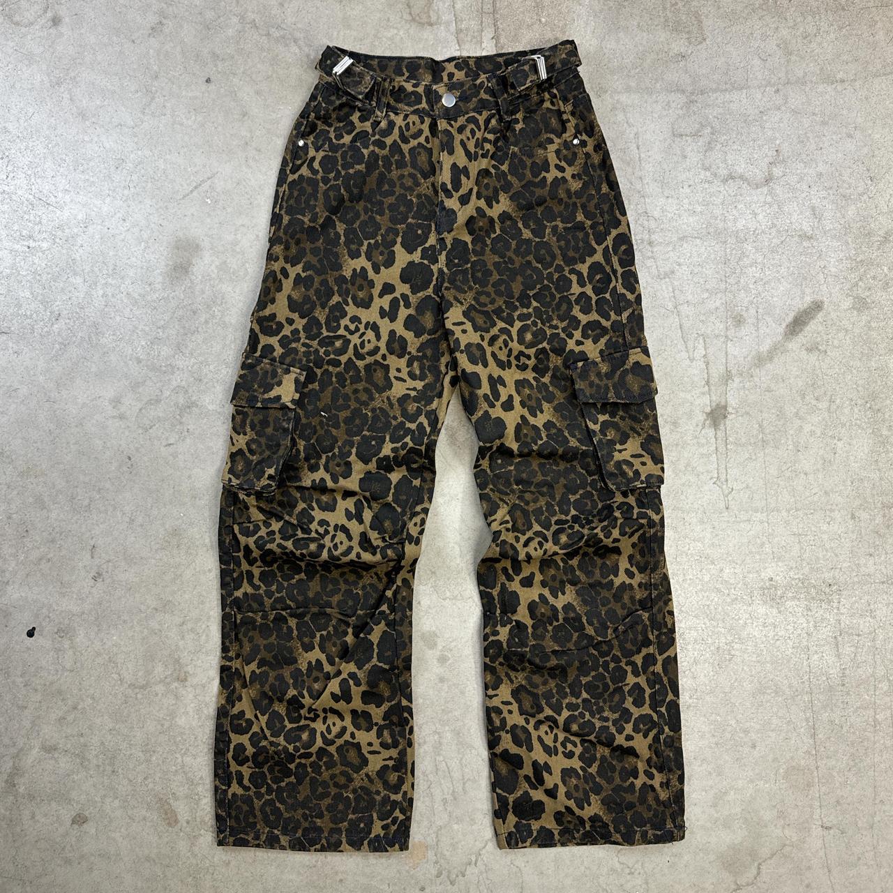 Baggy leopard print cargo pants size small #Vintage... - Depop