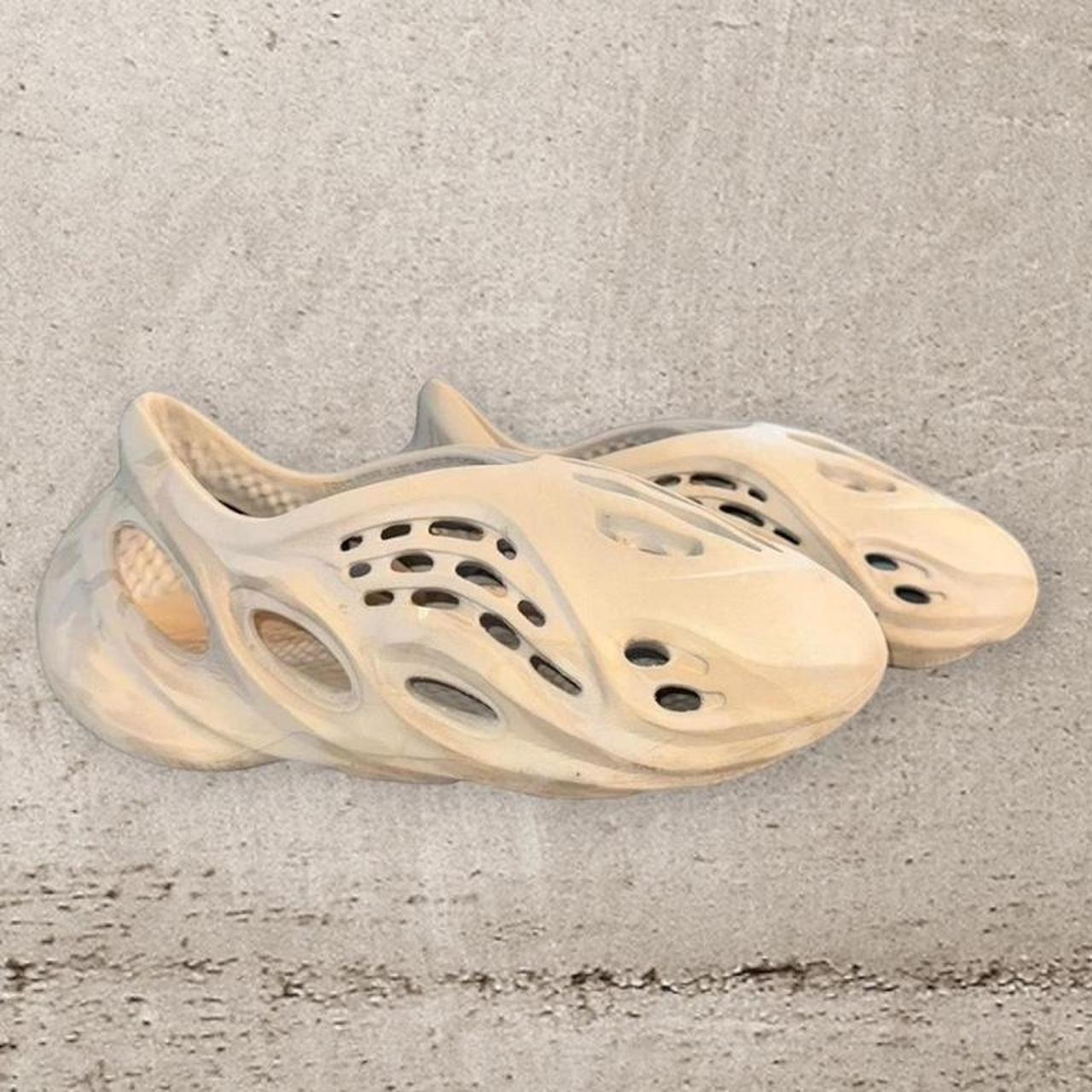 Adidas yzy Yeezy foam runner tan brown Size 11 | Depop