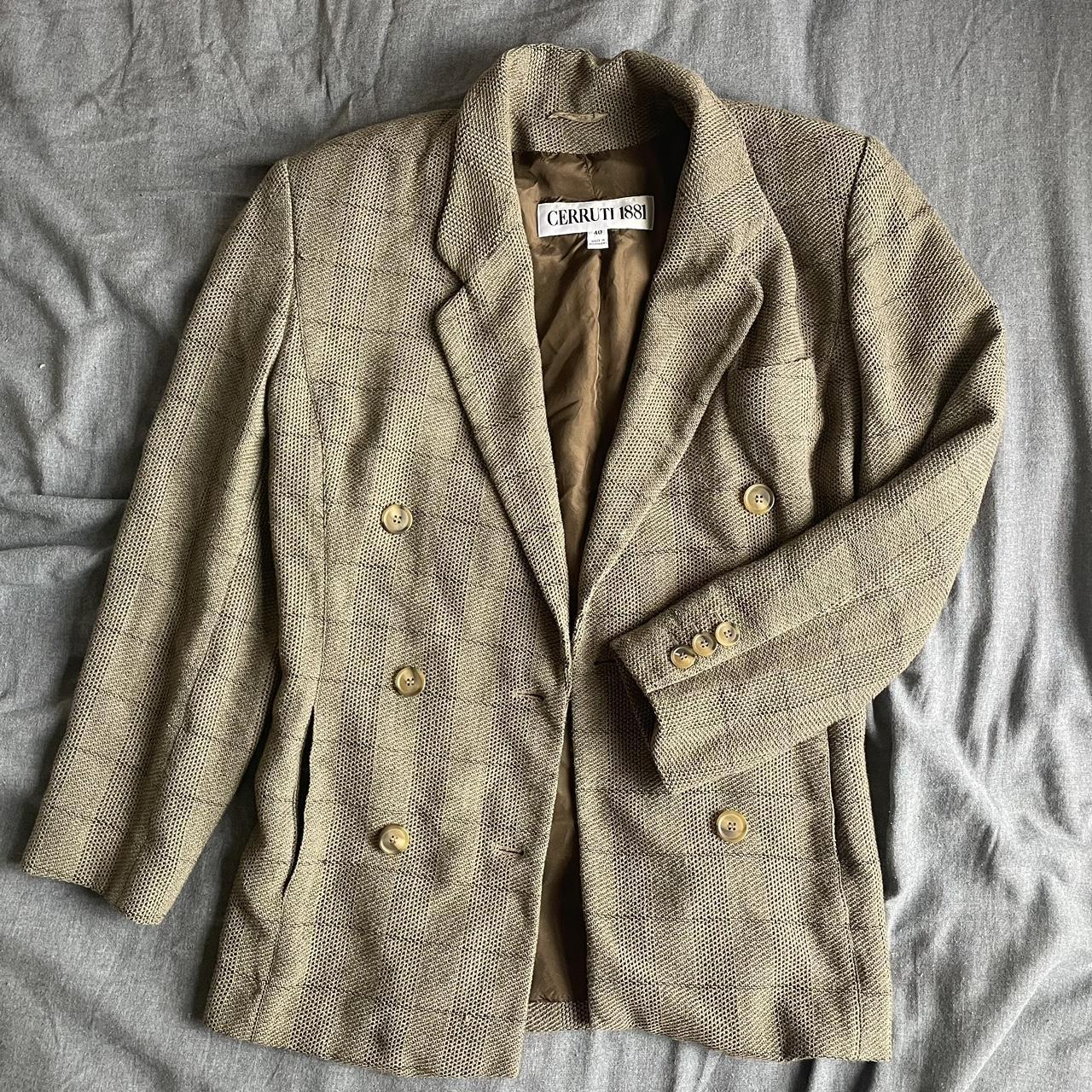Cerruti 1881 men’s suit with shoulder pads. Size 40.... - Depop