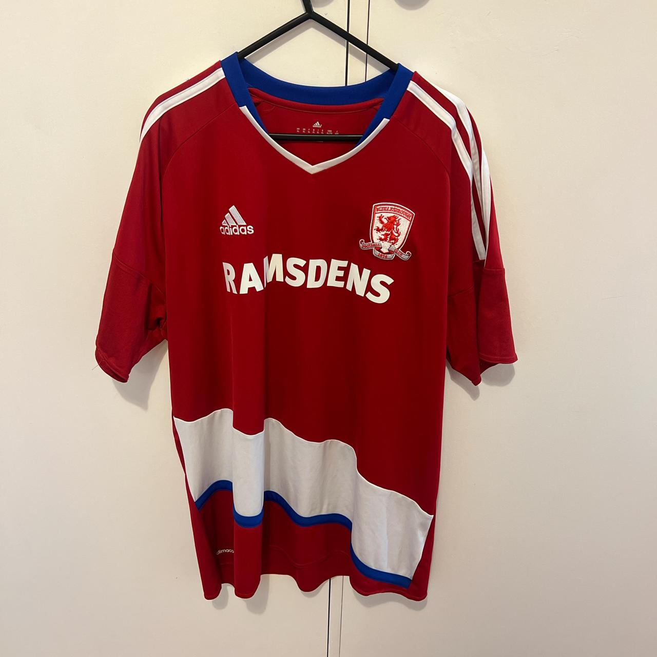 Middlesbrough home jersey - Depop