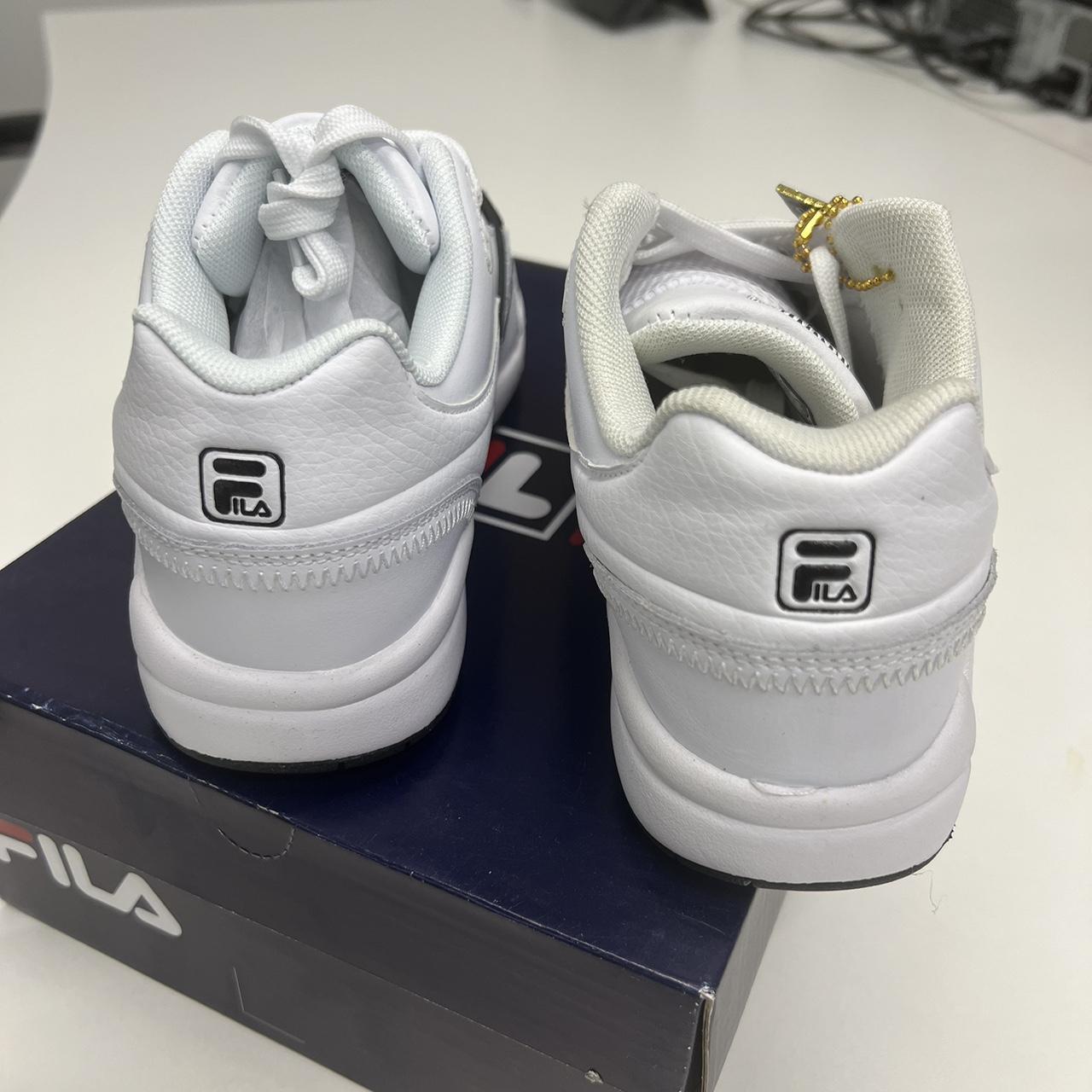 Stunning pair of FILA Casim Trainers which come new... - Depop