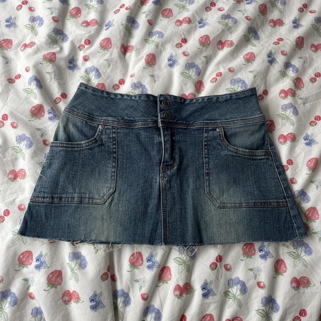 Vintage target mini skirt, cutest colour and style 🌼 - Depop