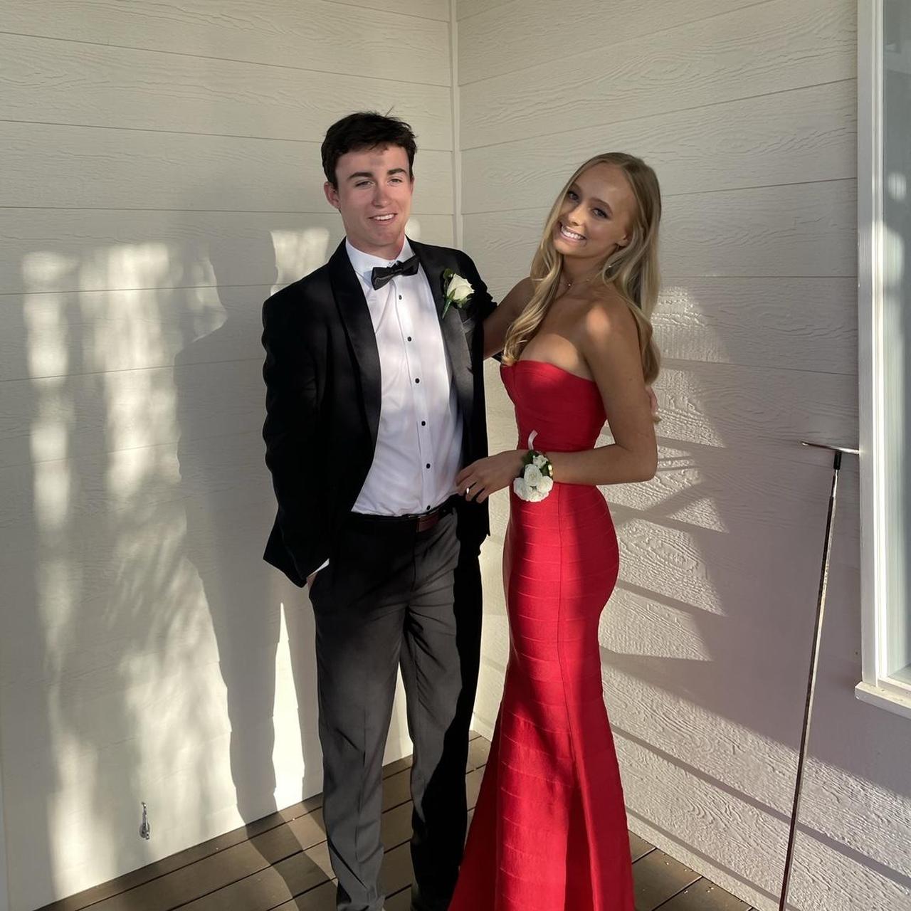 Hervé Leger Women's Red Dress | Depop