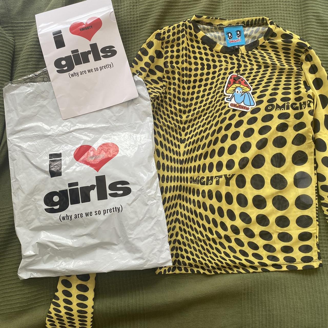 O MIGHTY YELLOW AND BLACK POLKA DOT TOP SIZE SMALL... - Depop