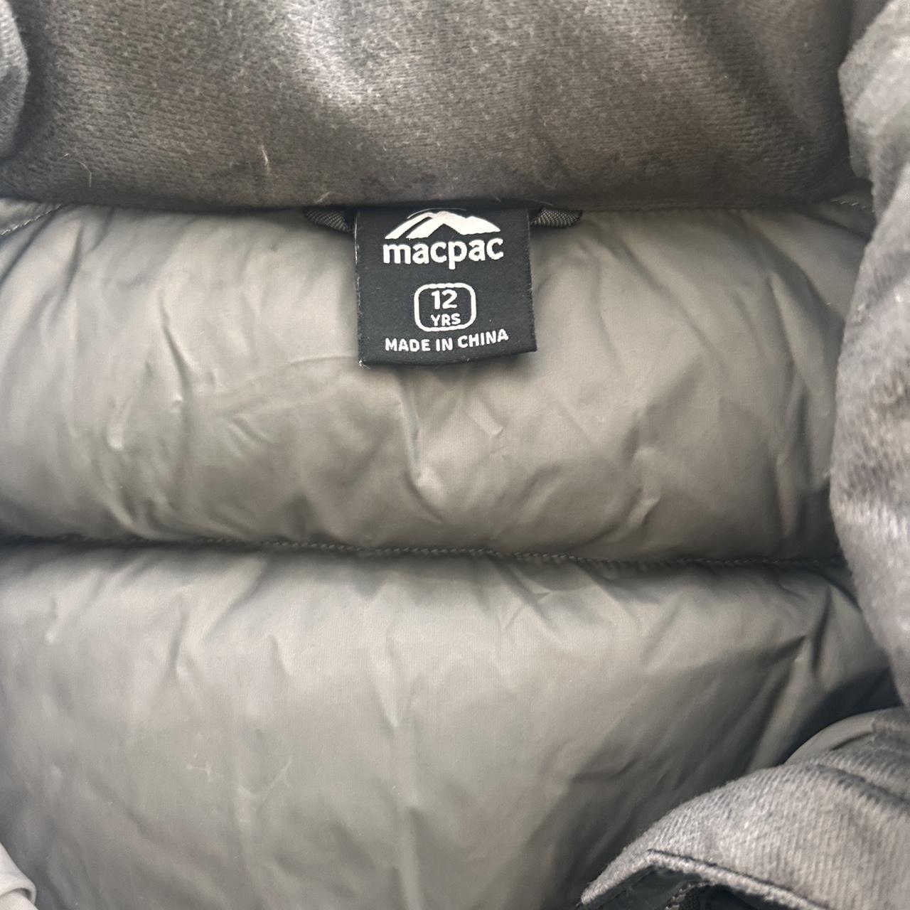 Black Macpac puffer Used lightly Size 12 years but... - Depop