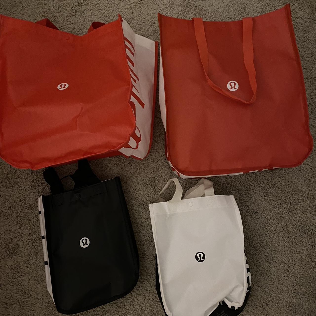4 lululemon reusable bags 2 large red 1 small black... - Depop