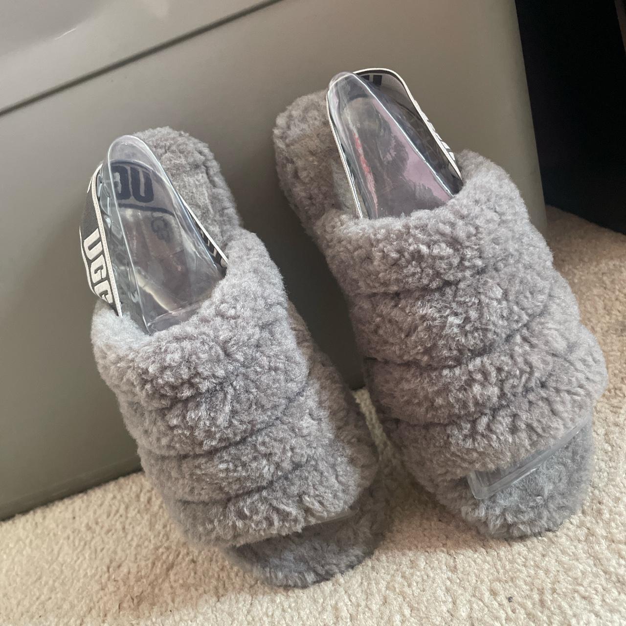 UGG Women's Grey Slides | Depop