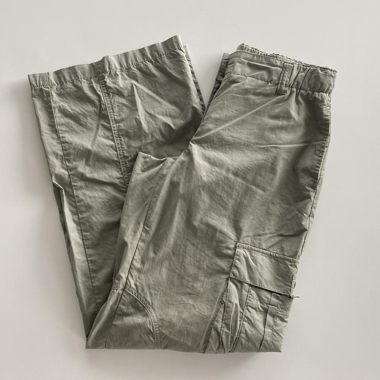 glassons low rise cargos!! in a khaki green... - Depop
