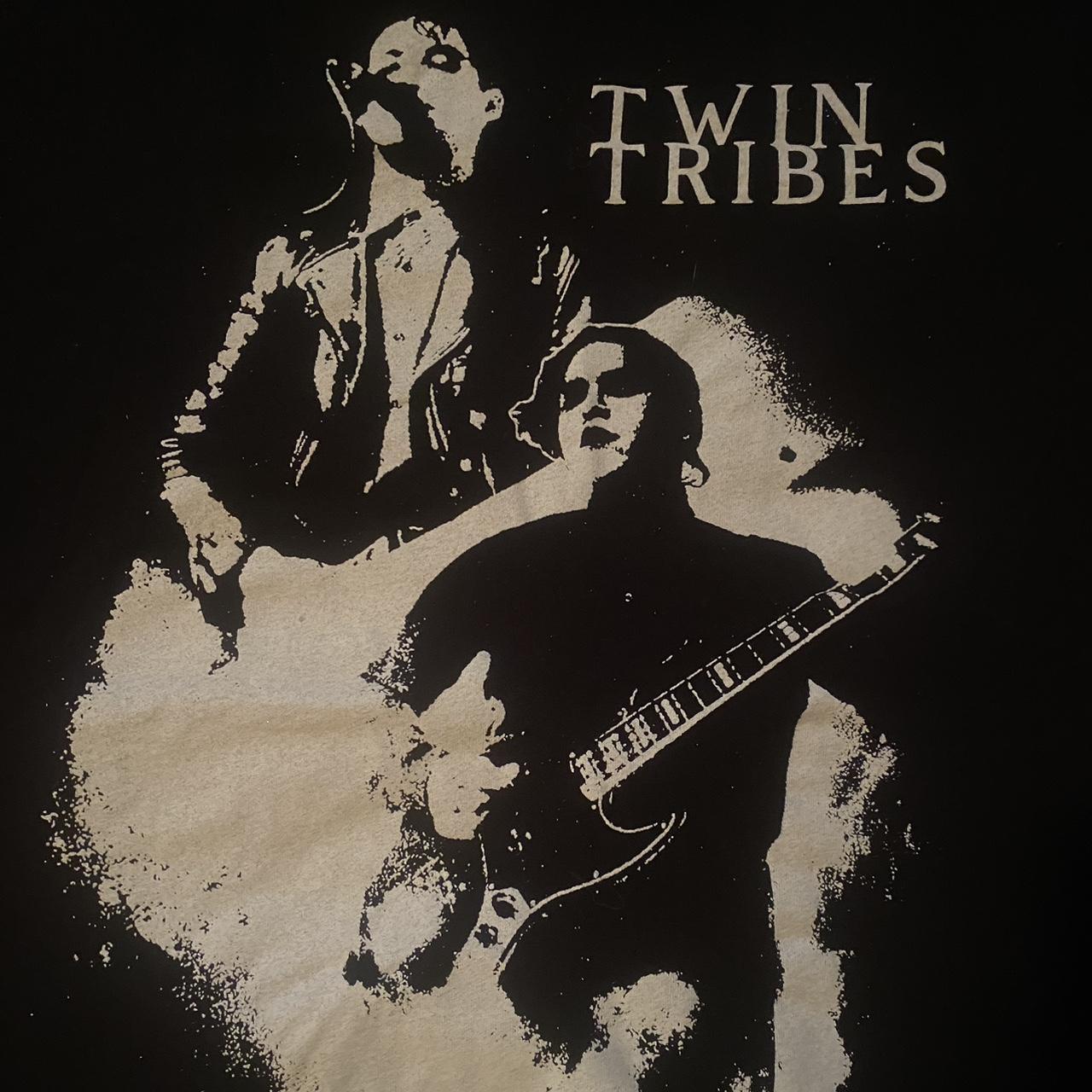 🦇🫀Twin Tribes shirt it’s a couple years old but... - Depop