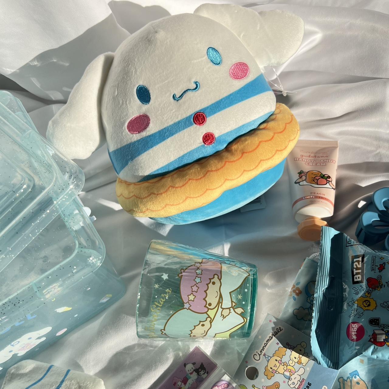Cinnamoroll Gift Box 💙 FREE US SHIPPING... - Depop