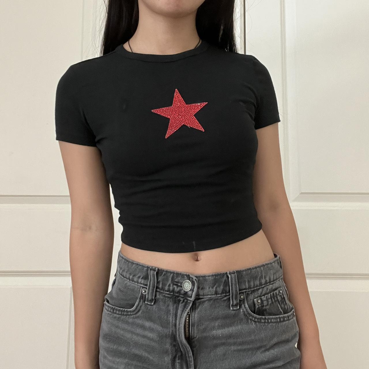 Women's Black and Red Crop-top | Depop