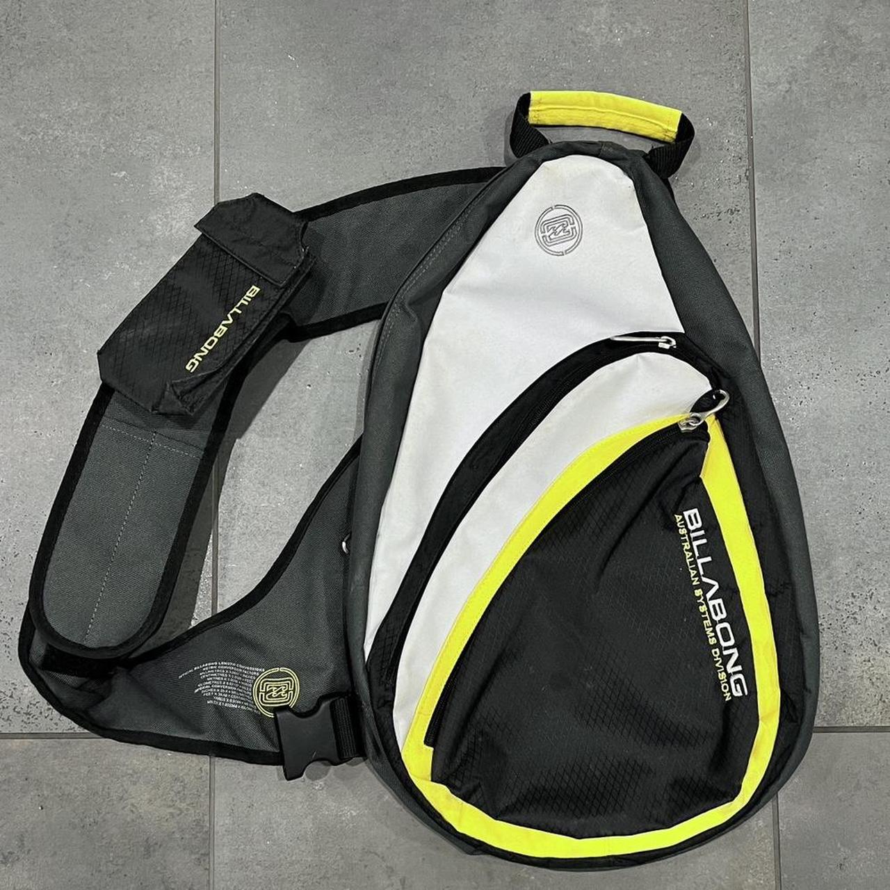 Rare Vintage 2000s Billabong Sling Bag 🐧 Black /... - Depop