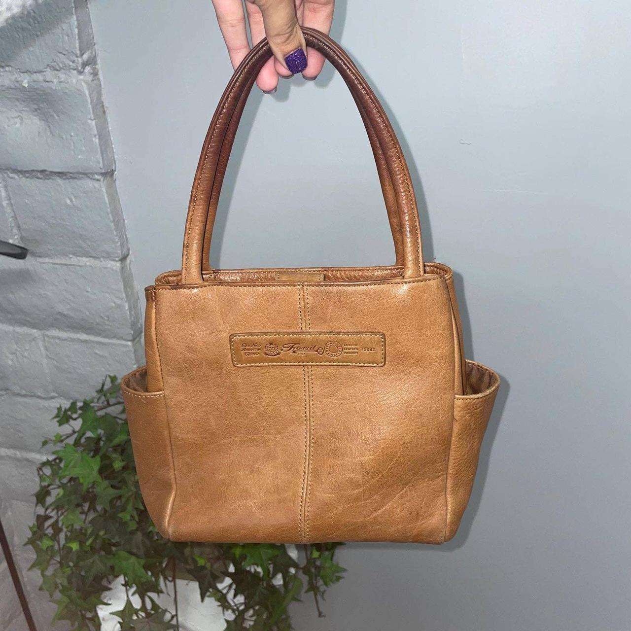 Fossil small brown leather handbag Adorable bag in... - Depop