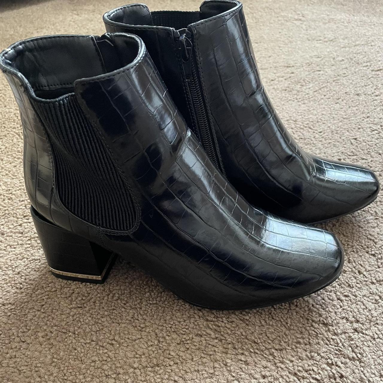 New Look Black Patent Leather Croc Pattern Heeled... - Depop