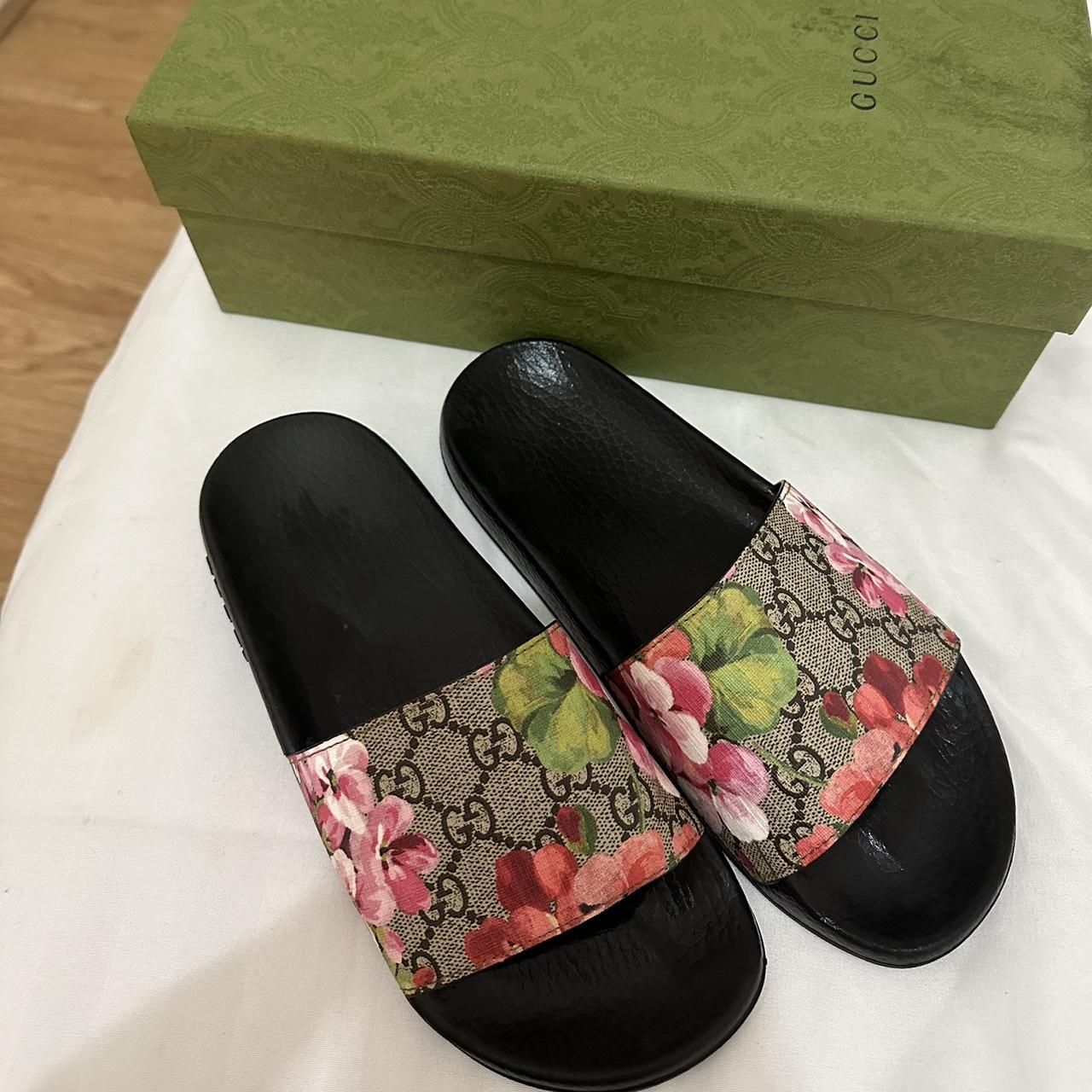 Gucci GG blooms supreme floral slide sandals Size... - Depop
