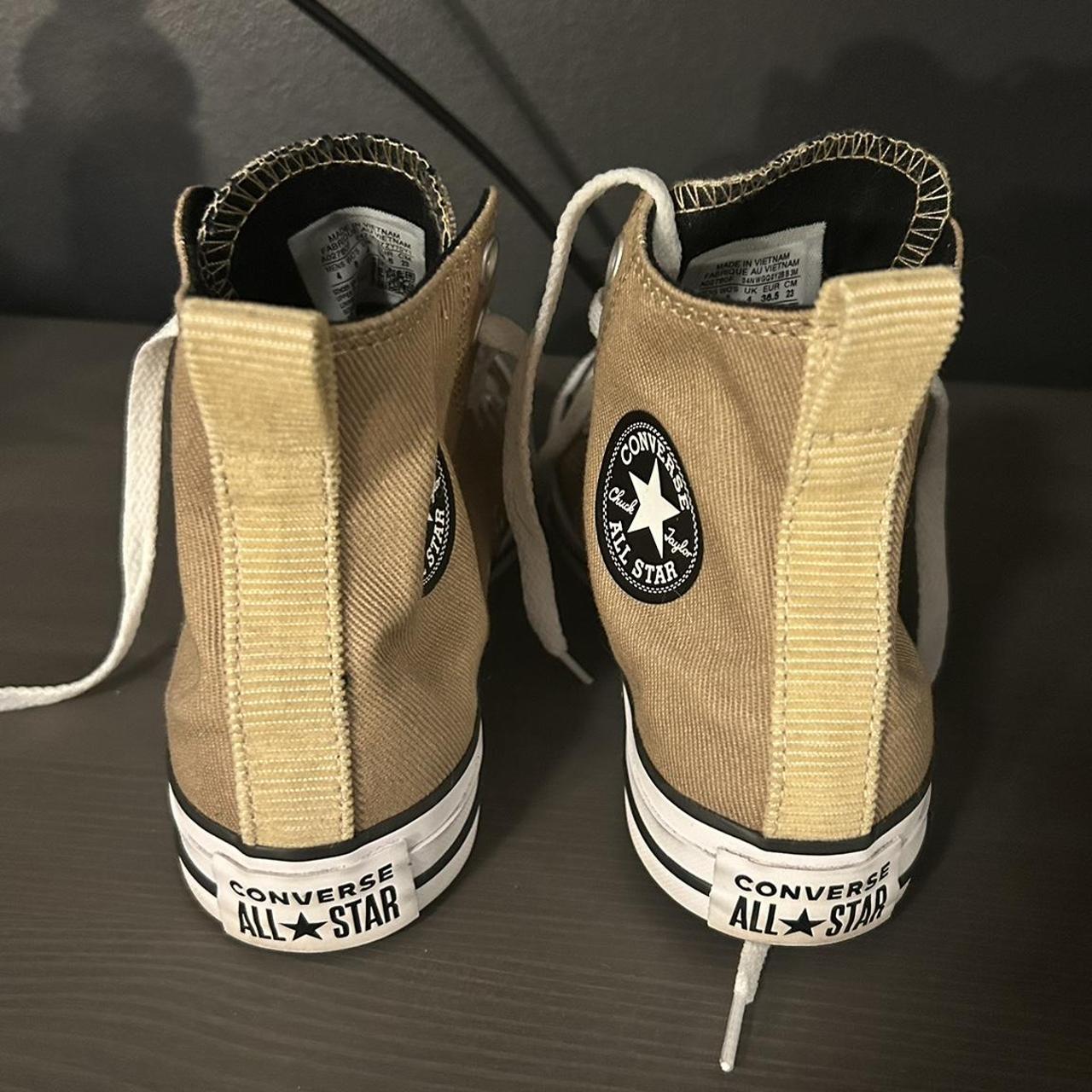 Converse Women's Tan and Brown Trainers | Depop