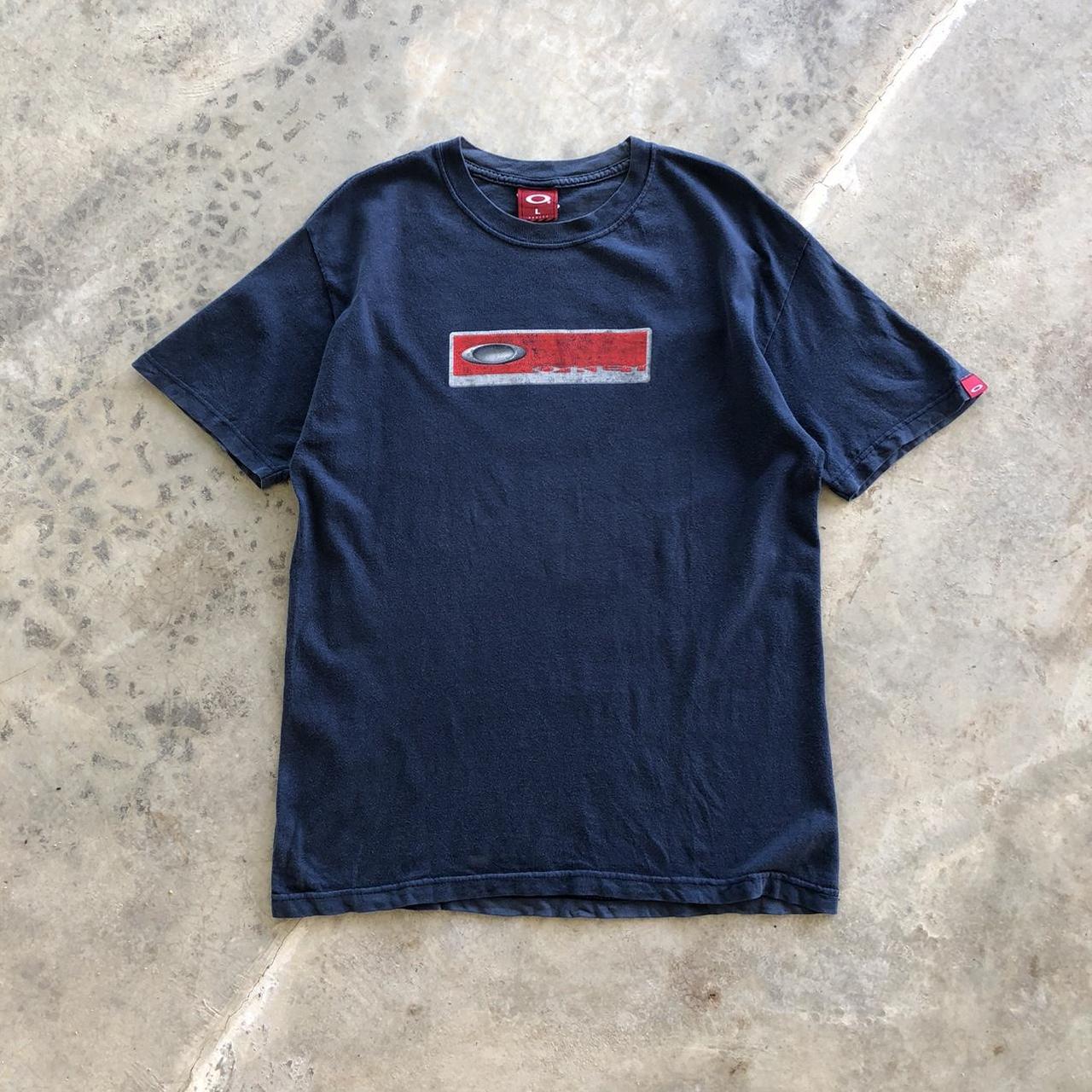 OAKLEY Og Printed Logo T-Shirt TAG : Oakley SIZE :... - Depop