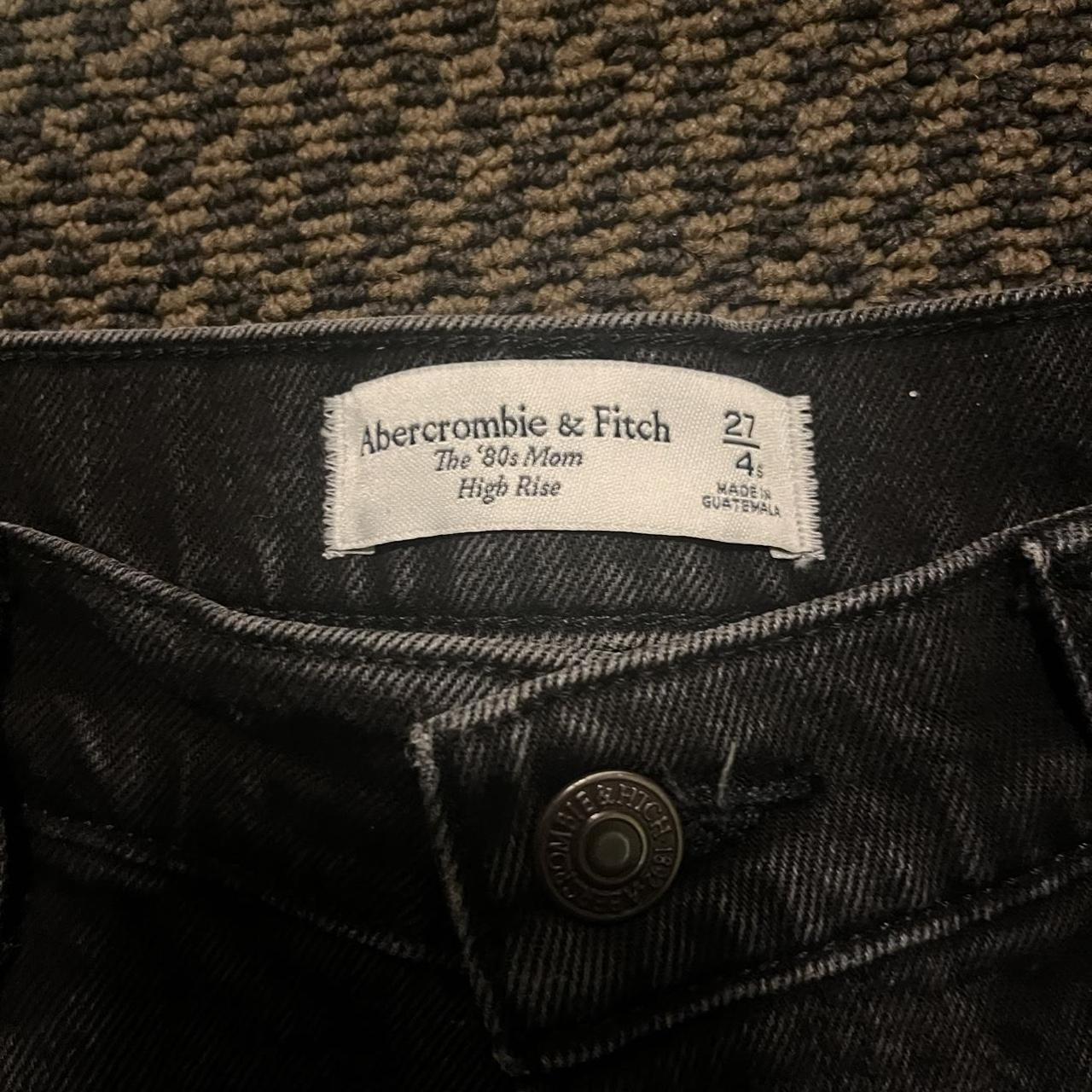 Abercrombie and fitch mom jeans. Almost perfect... - Depop
