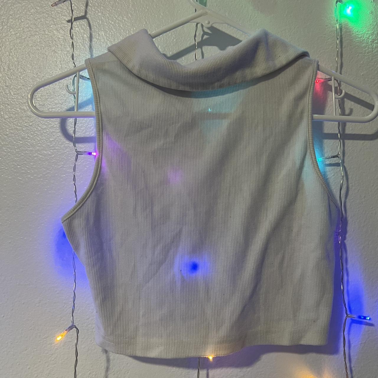 🌴 Donating all items July 22nd 2023! 🌺 Message... - Depop