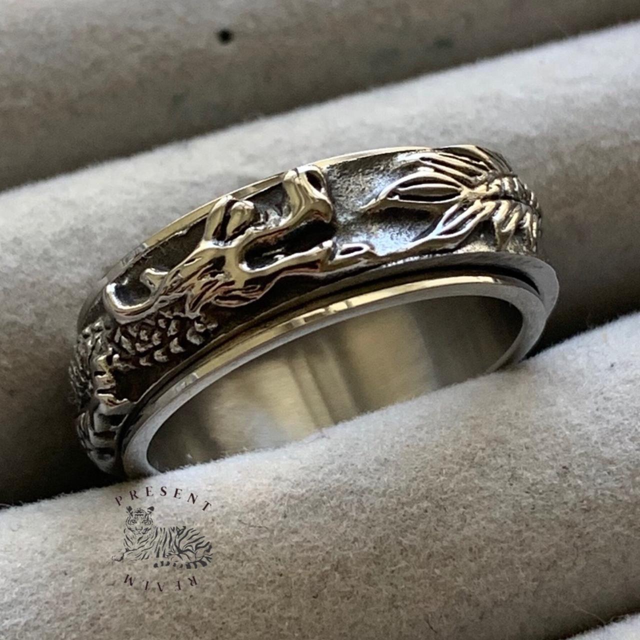 Dragon Spinner Ring, Fidget Ring, Vintage Style... - Depop