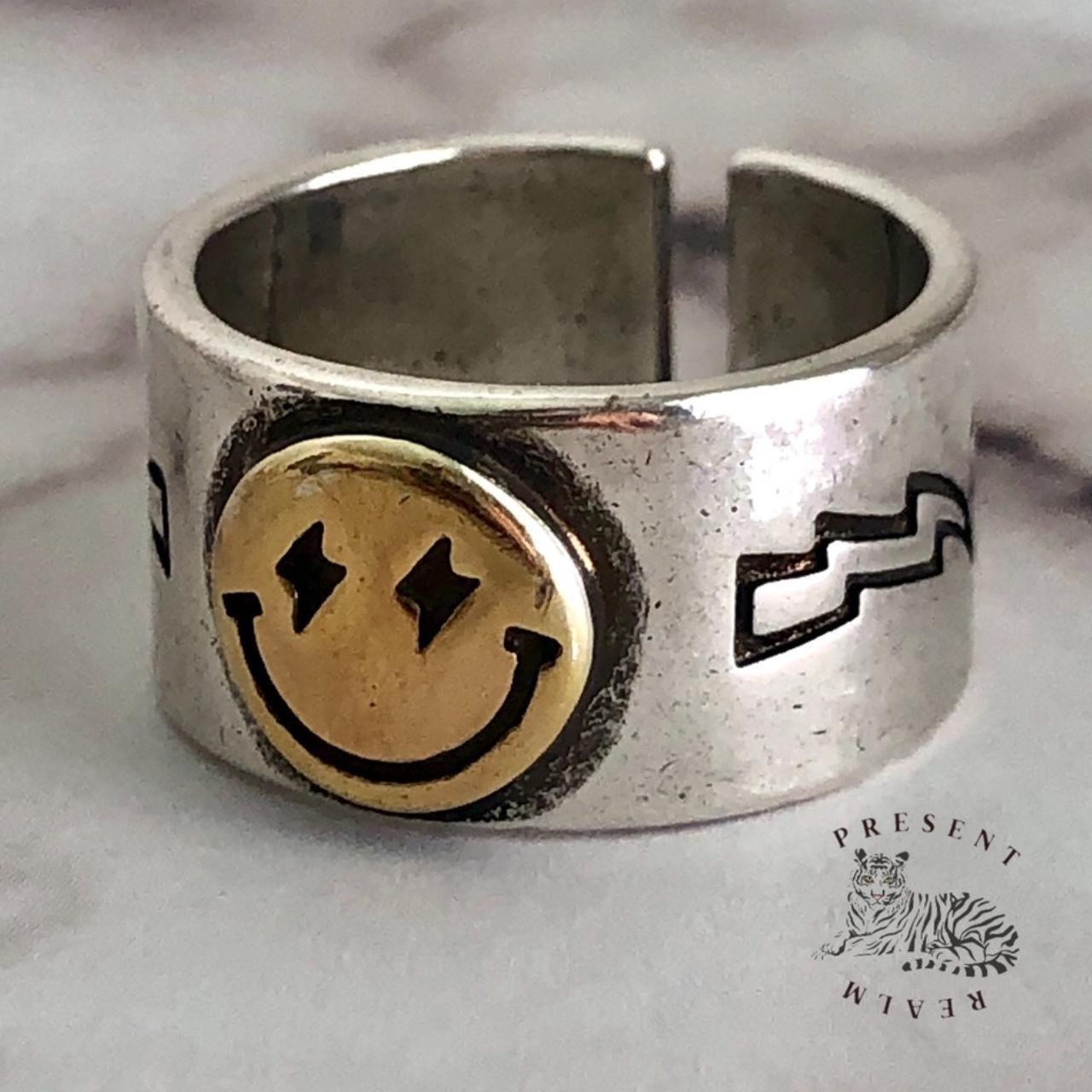 Vintage smiley face ring store