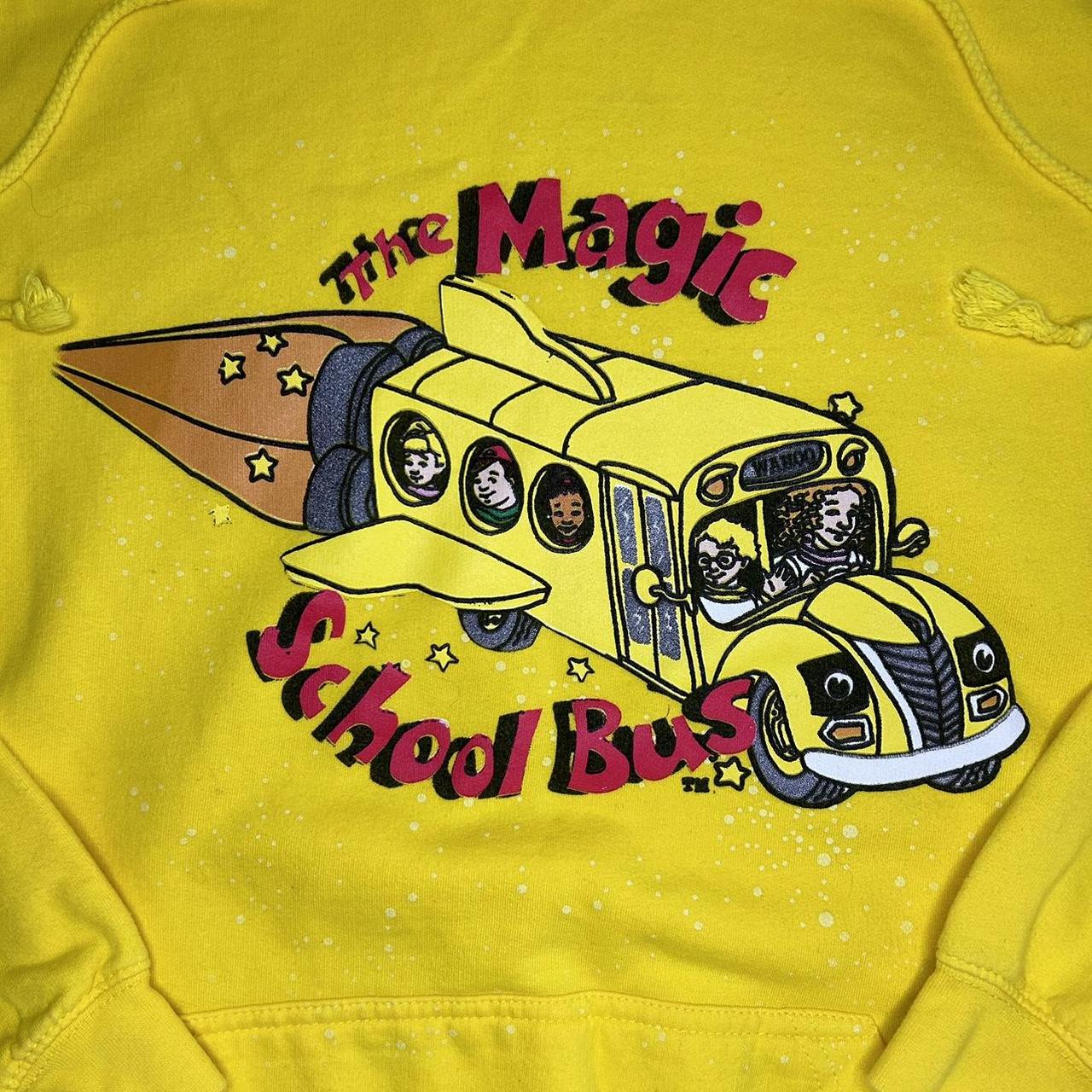 The Magic School Bus Hoodie Sweatshirt Retro Vintage... - Depop
