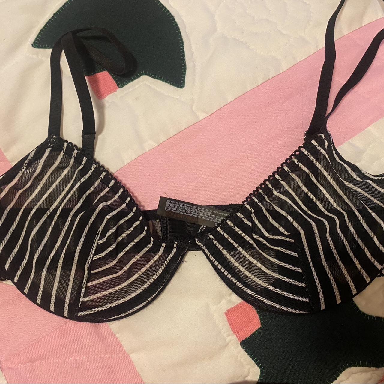34a striped urban outfitters bra with underwire!... - Depop