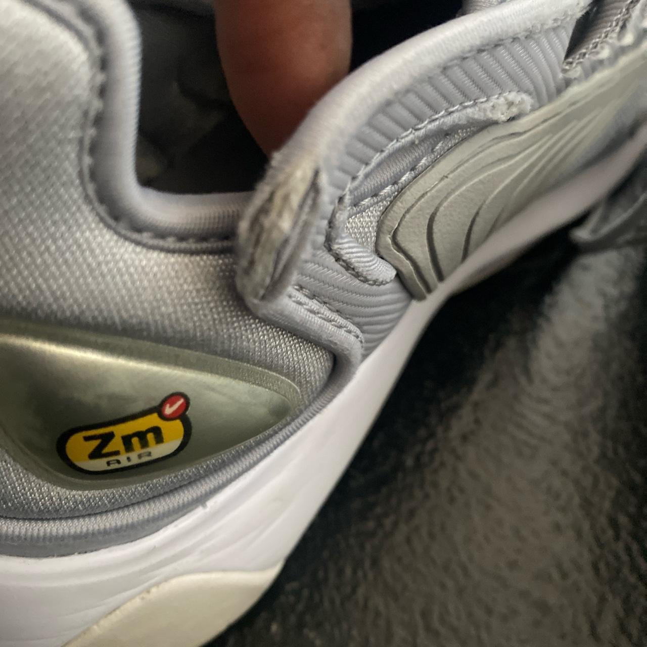 used minimally. clean all defects shown nike zoom... - Depop