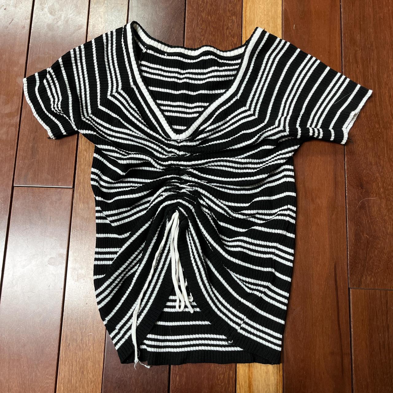Black and white striped rib, scrunch shirt, size small - Depop