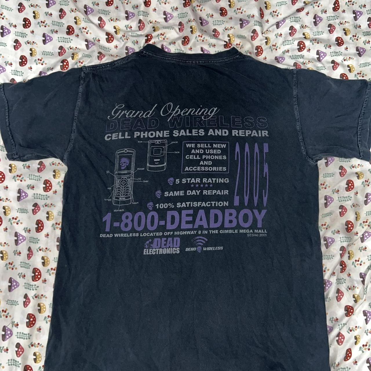 TeamSesh Dead wireless T-shirt in good condition... - Depop