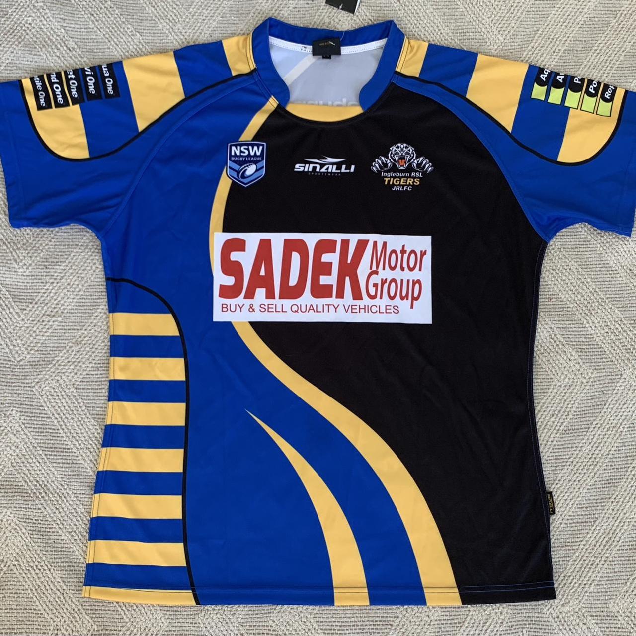 Ingleburn Tigers rugby league jersey XXL 2000s Fits... - Depop
