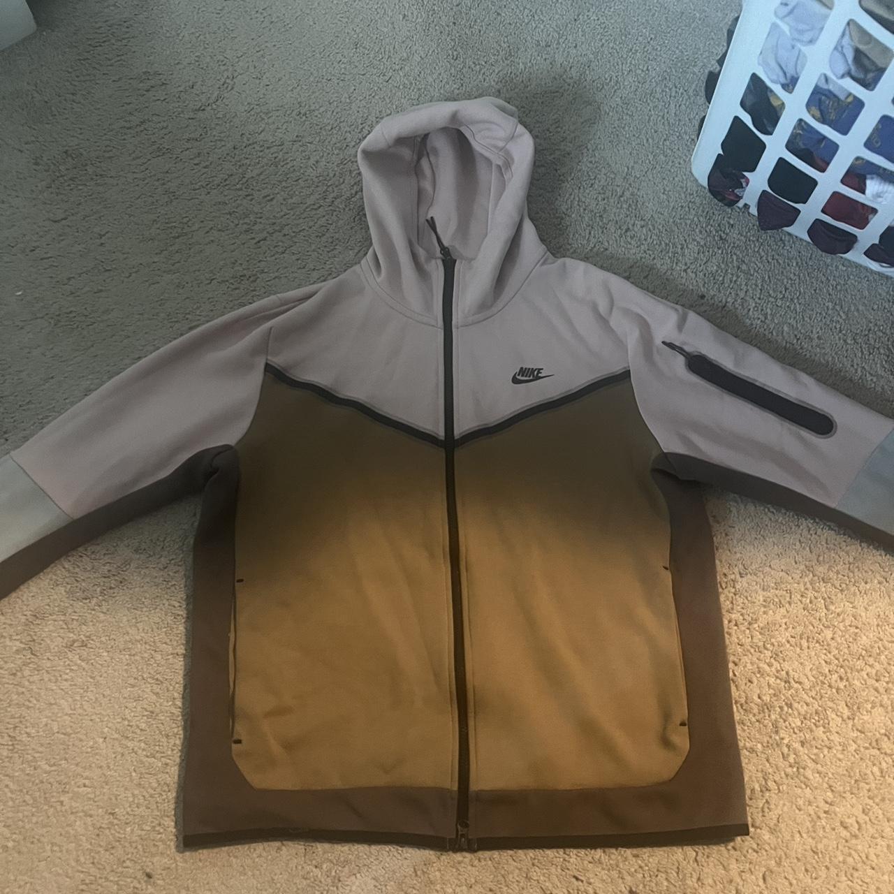 Nike Tech - rarely worn *FITS LIKE A MEDIUM* - Depop