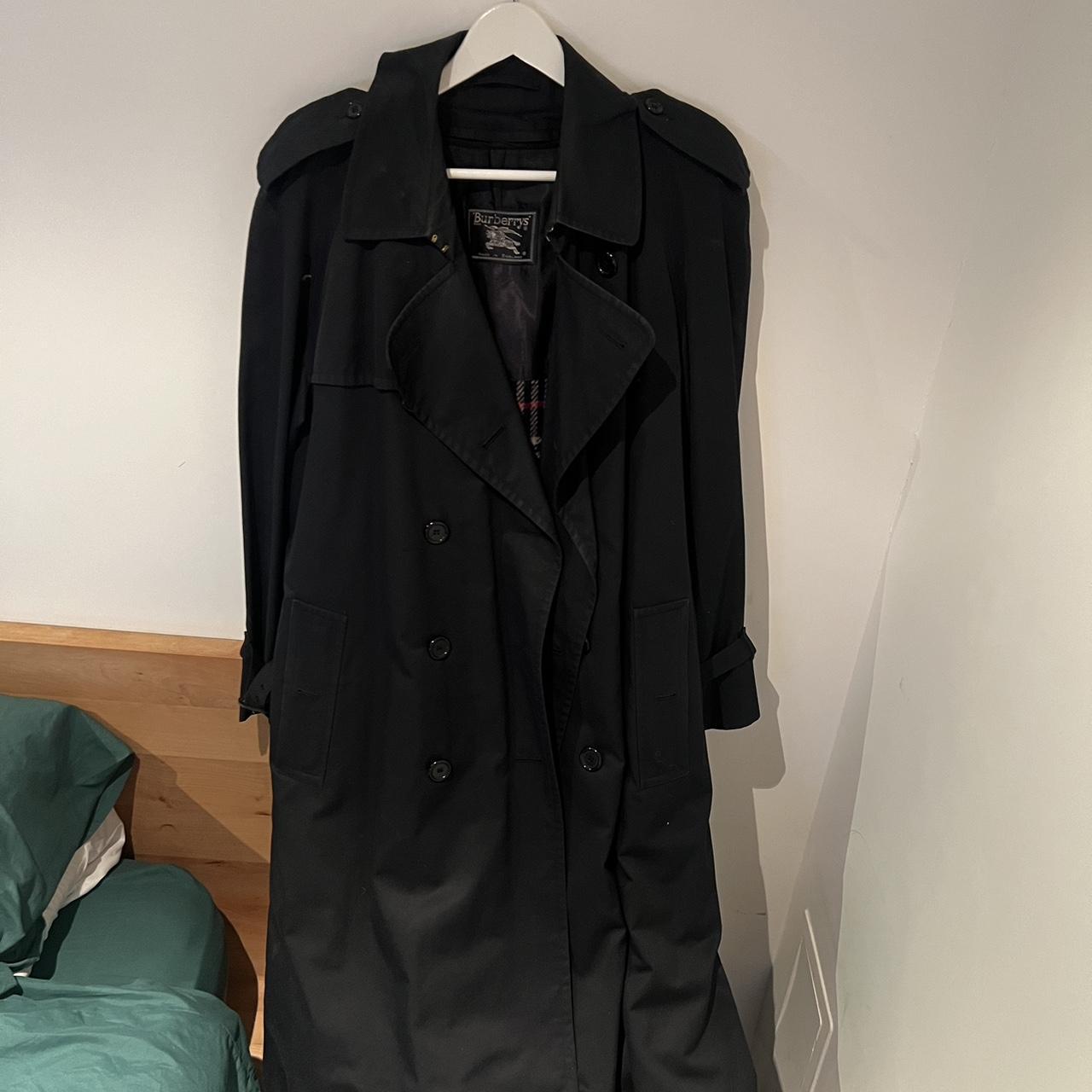 Large long burberry trench coat with removeable... - Depop