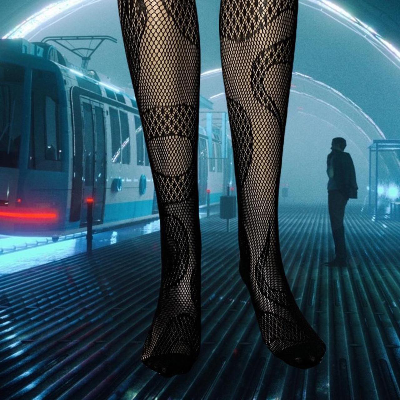 Black wrap around snake tights Code - AT411 FREE... - Depop