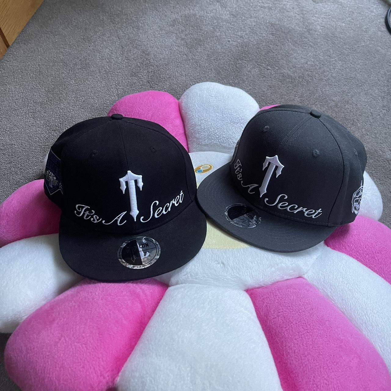 2 x Trapstar Flat Cap Fitted Hat 🌍 Black With Blue... - Depop