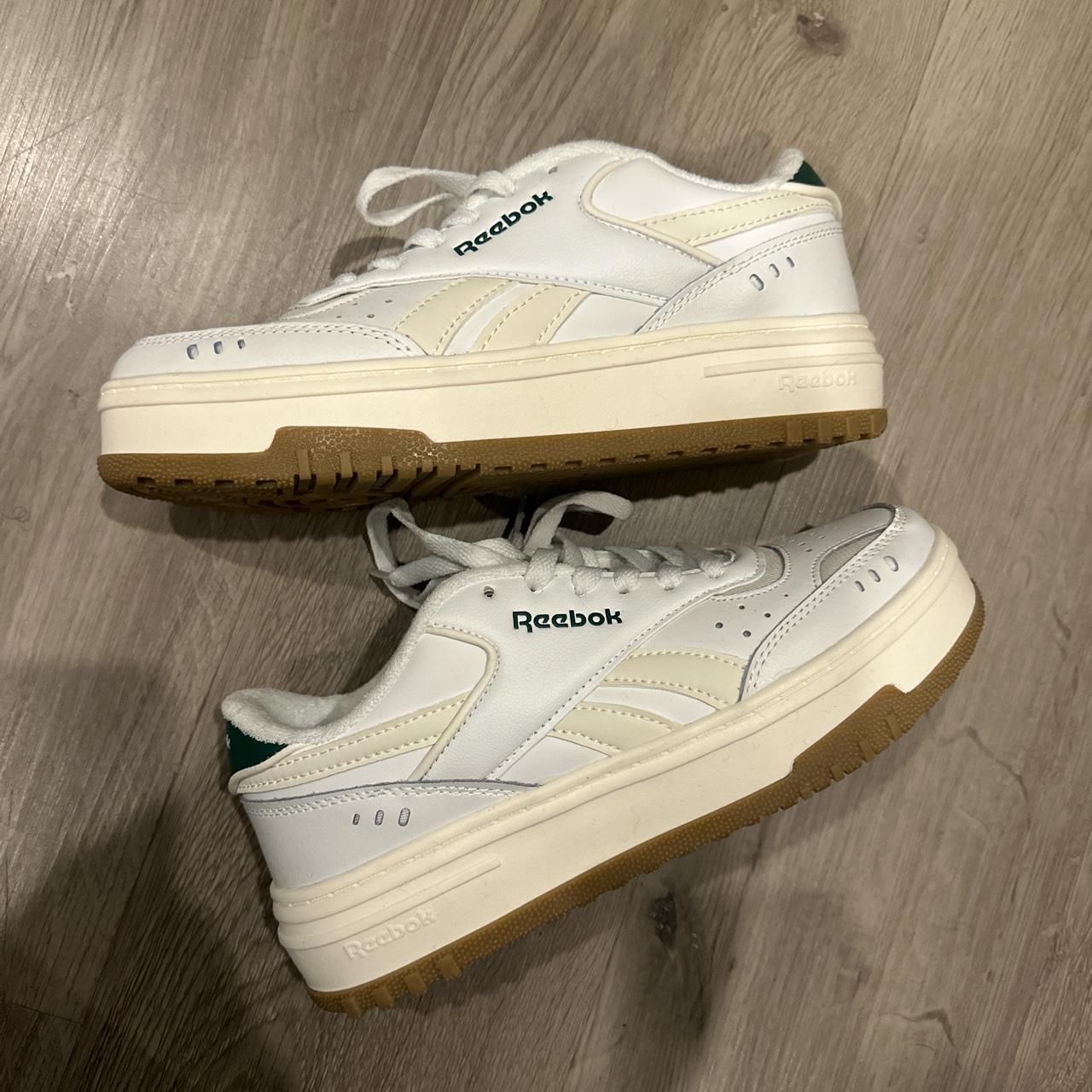 Reebok platform shoes green/white W7.5 Never worn... - Depop