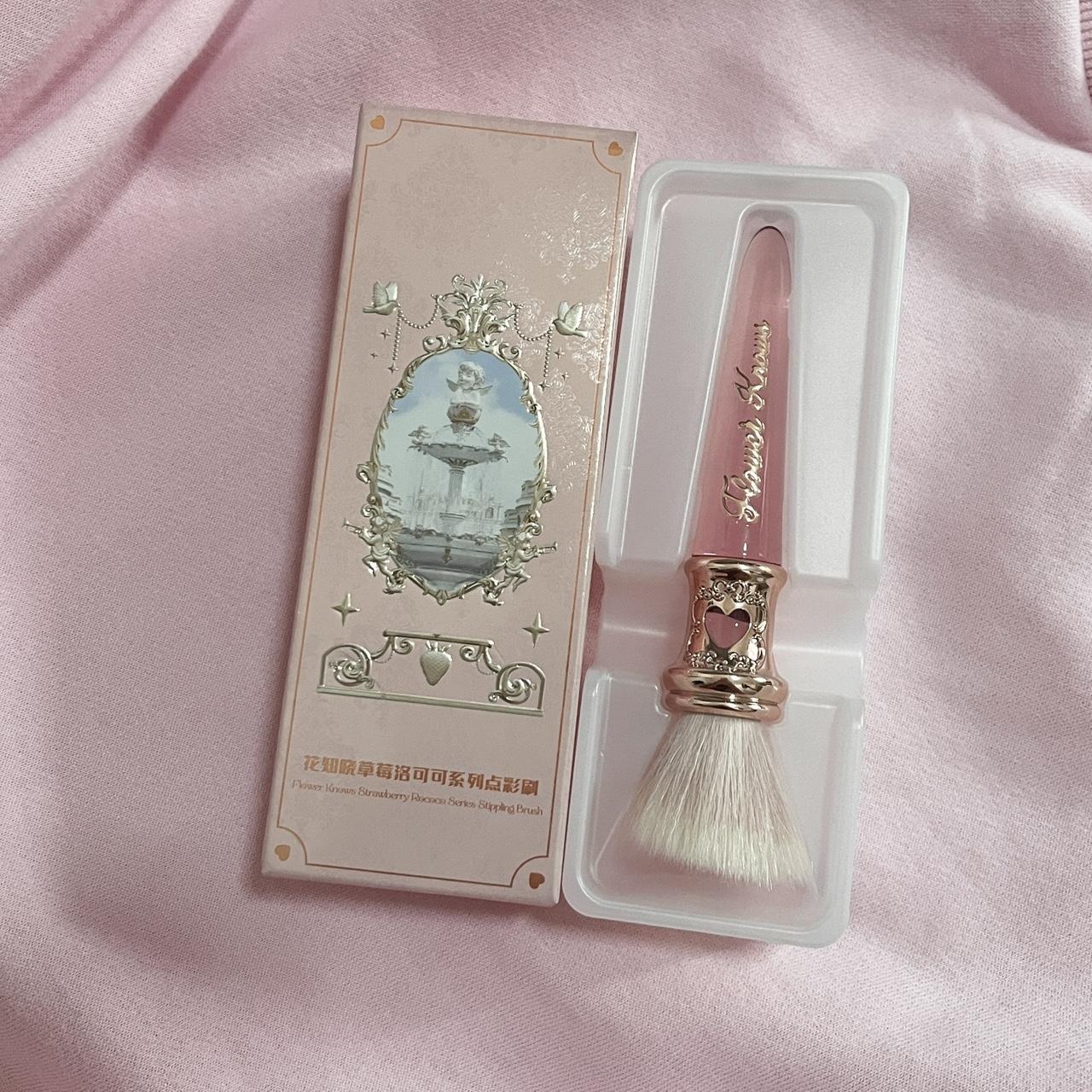 flowerknows strawberry rococo series stippling... - Depop