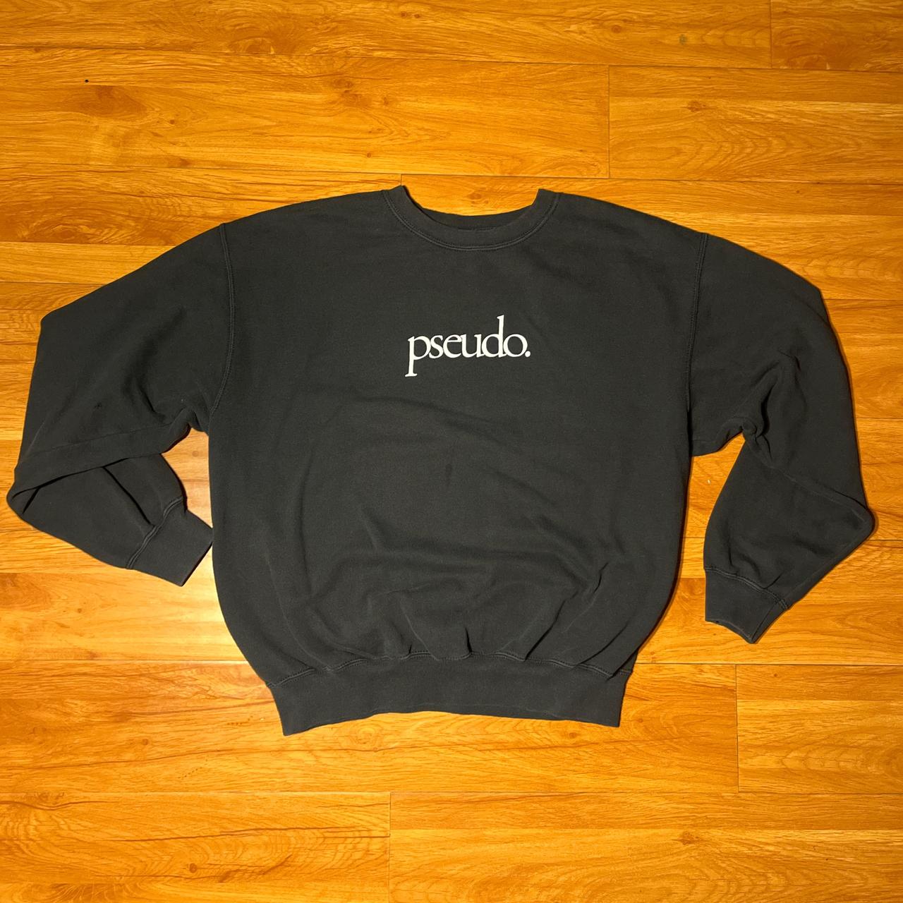 PSEUDO CREW NECK (OLD APPLE FONT) #vintage... - Depop
