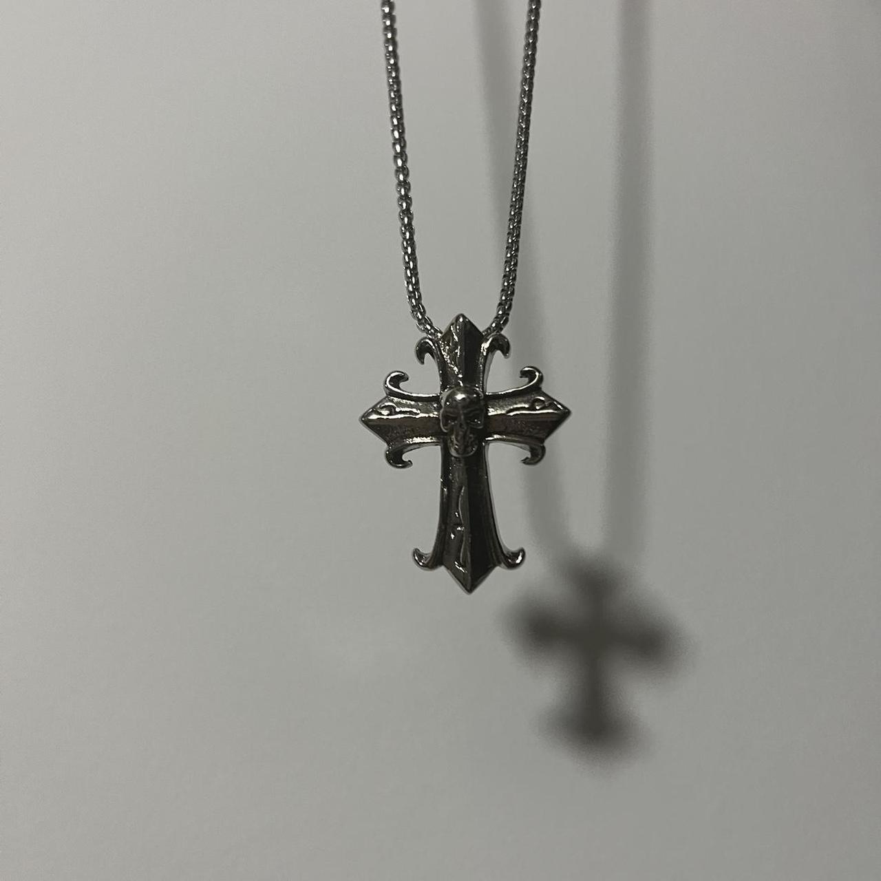 y2k/2000s neo-gothic metallic cross necklace super... - Depop