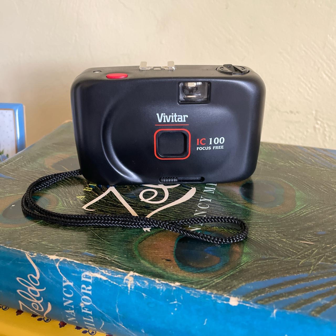 Super cute and simplistic Vivitar film camera! This... - Depop