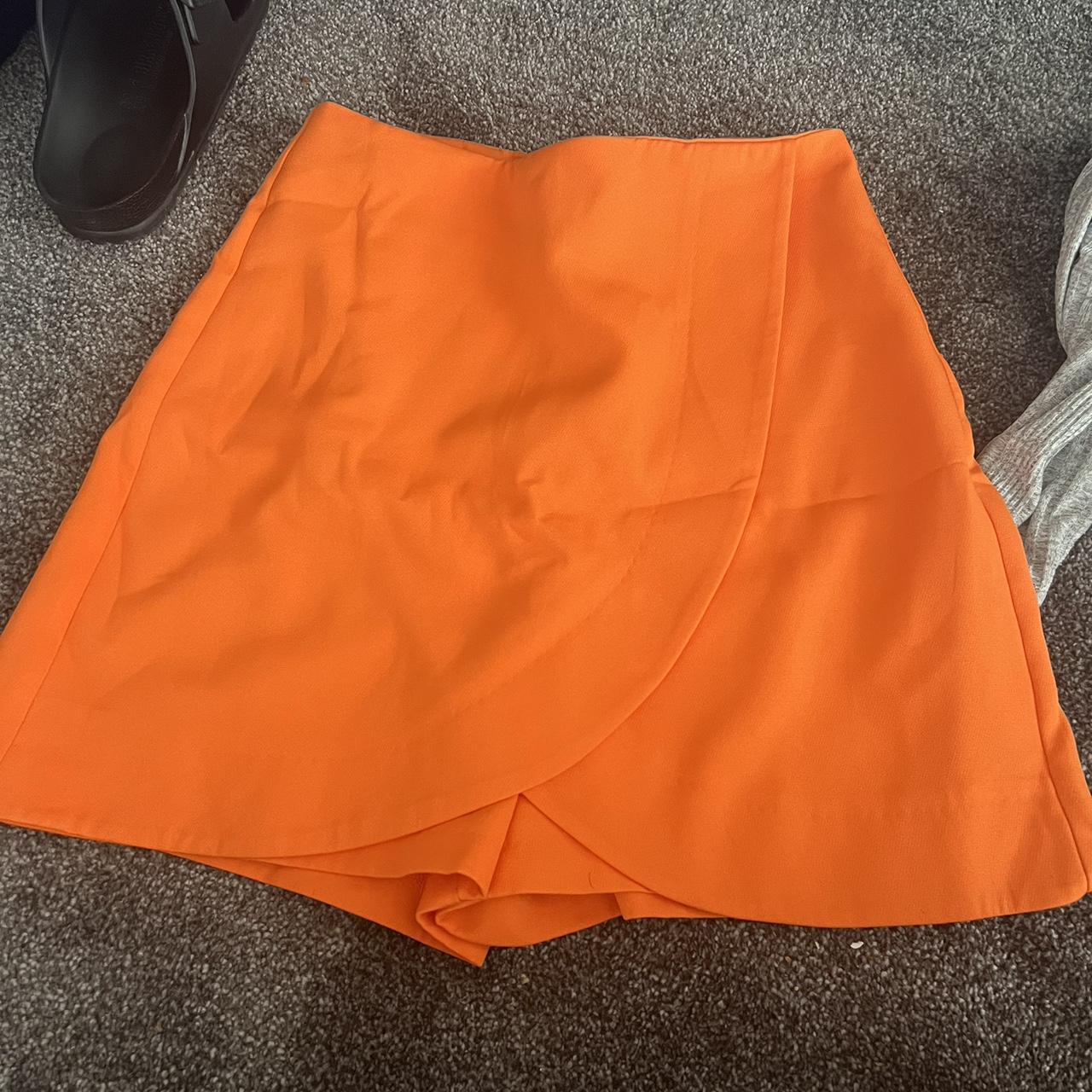 Primark orange skort uk 4-6 worn once im a size 6-8... - Depop
