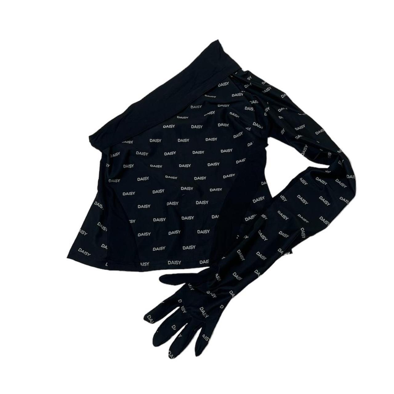 DAISY LTD GLOVE TOP SIZE M ( I need to double check... - Depop