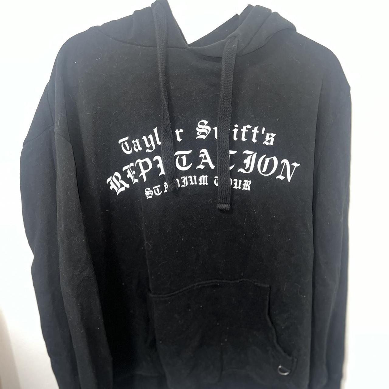 Rare Taylor Swift ‘Reputation’ stadium tour... - Depop