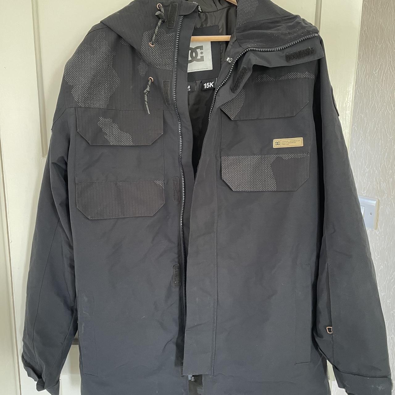 DC ski snowboard jacket Great condition, no marks... - Depop